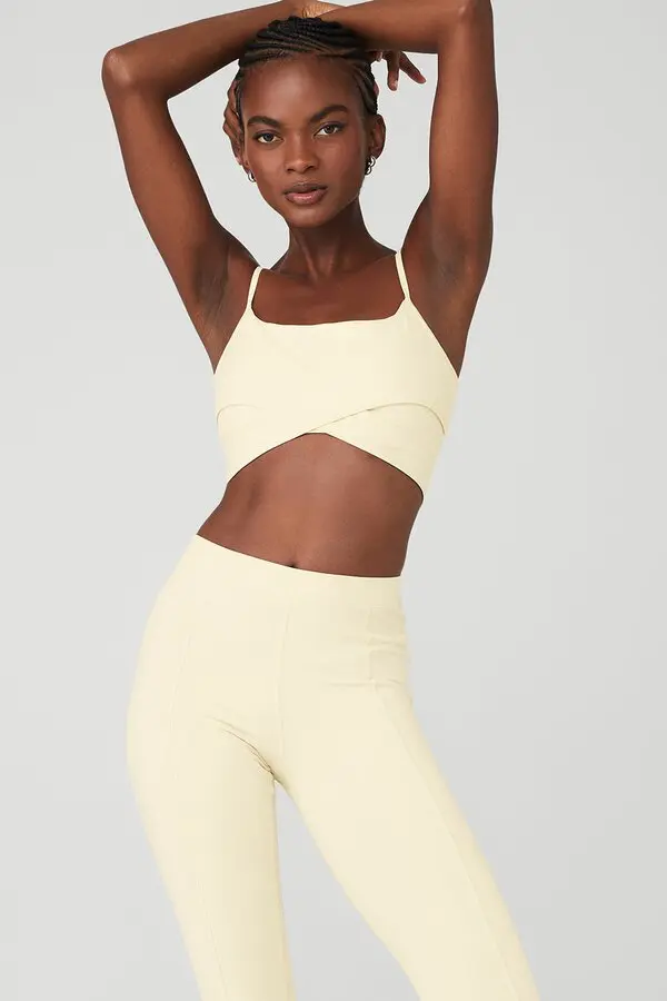 Alo Yoga Airbrush Enso Bra In French Vanilla - 20% Off | Editorialist